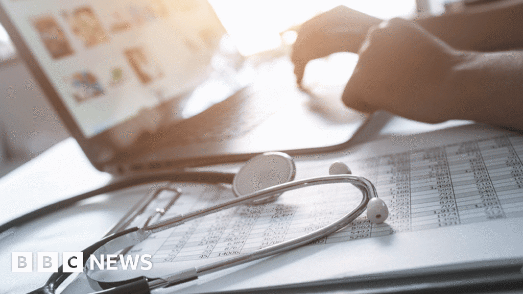 NHS using Google technology to treat patients - BBC News