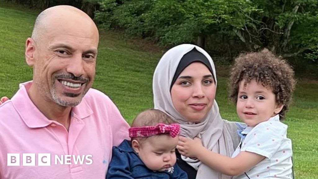 Palestinian Americans trapped in Gaza wait desperately to leave - BBC News