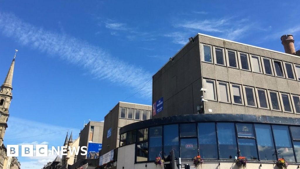 Highland Council buys 'sensationally ugly' Inverness buildings - BBC News