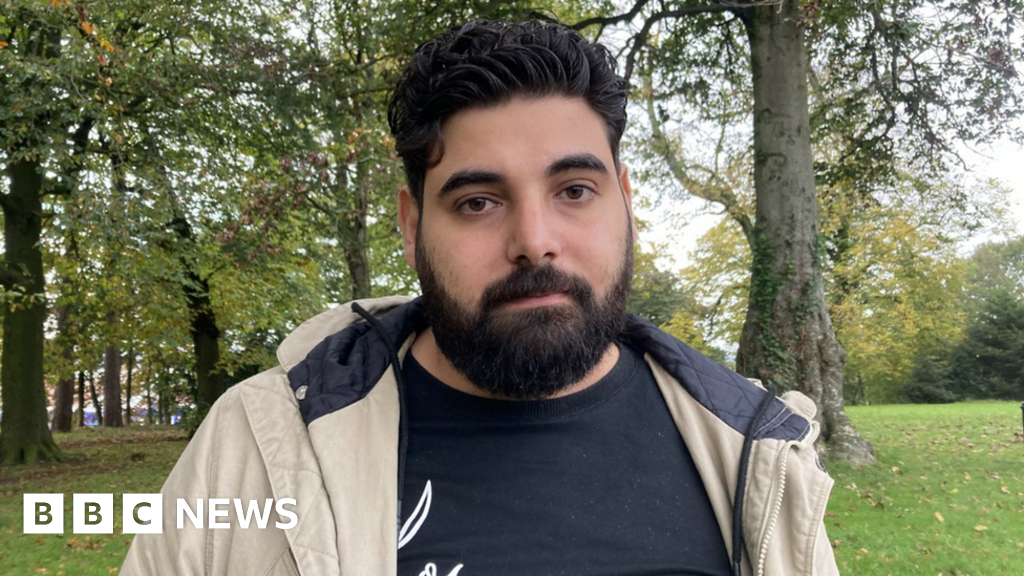 Ramadan: 'They're not fasting, they're starving, they're dying' - BBC News