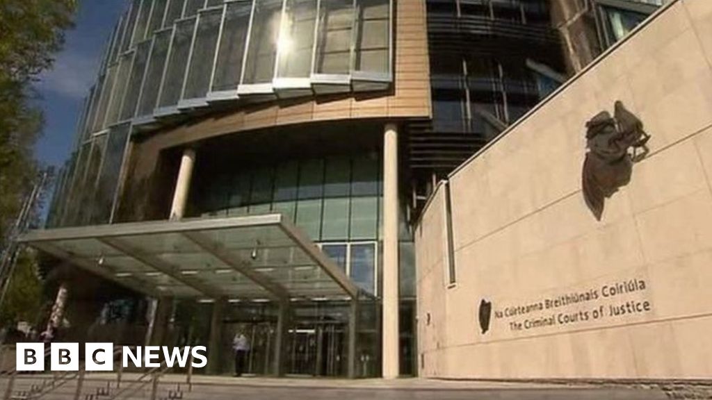 James O'Reilly jailed for raping and abusing seven daughters - BBC News