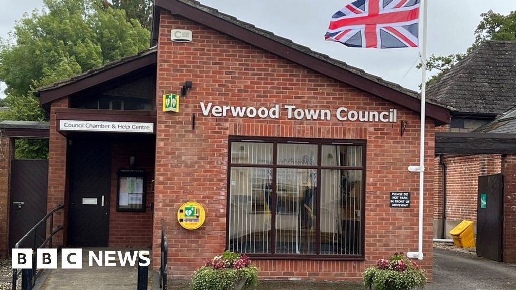 Cost of living: Verwood council to open a space for public to keep warm ...