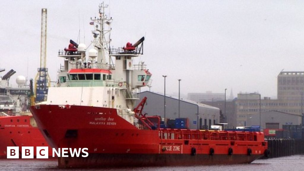Detained Malaviya Seven ship withdrawn from auction - BBC News