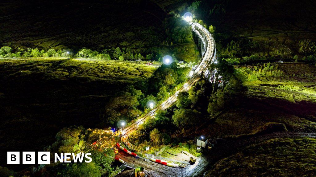 'Round-the-clock' revamp of West Highland Line completed - BBC News