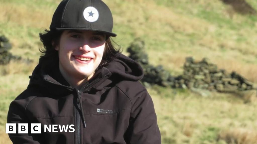 Rowan Thompson: Trust failures contributed to death - coroner