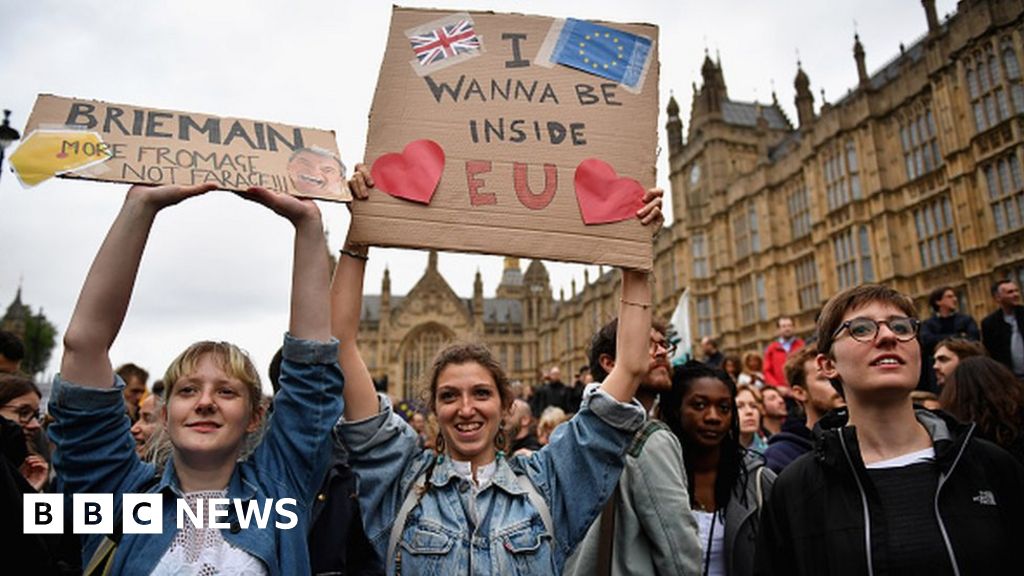 Campaigners hold Brexit politicians to account with Vote Leave Watch ...