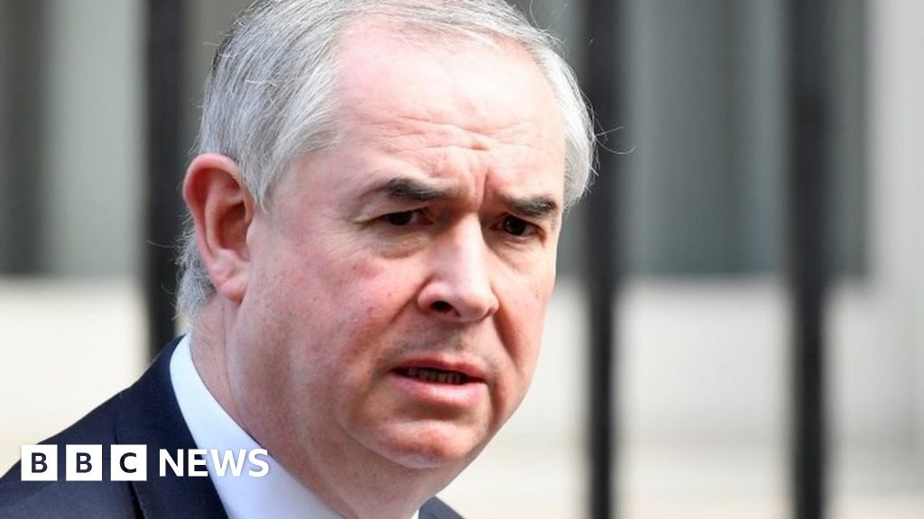 Attorney General Geoffrey Cox: 'We must leave the EU' - BBC News