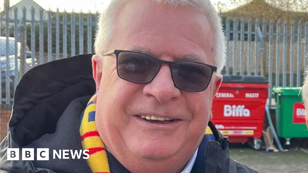 Northants councillors back campaign against politician abuse