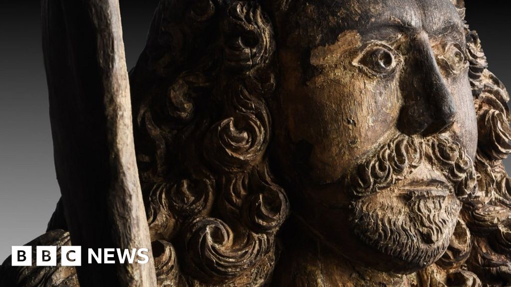Statue of Samson from Norwich nightspot back on display - BBC News