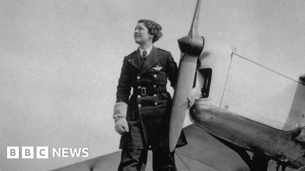 Could Scots aviation pioneer inspire more women flyers? - BBC News