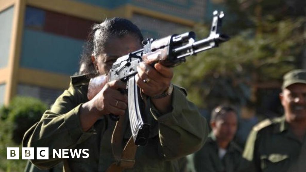 Cuba announces military exercises following Trump's win - BBC News