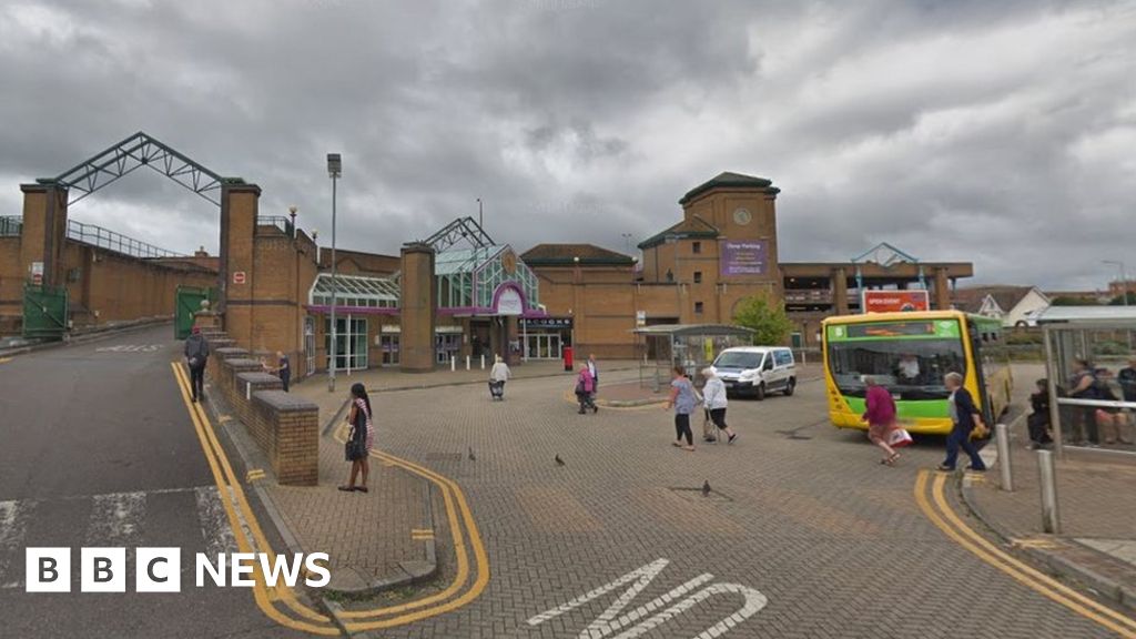 Boscombe regeneration 'turbocharged' with £21.7m grant - BBC News