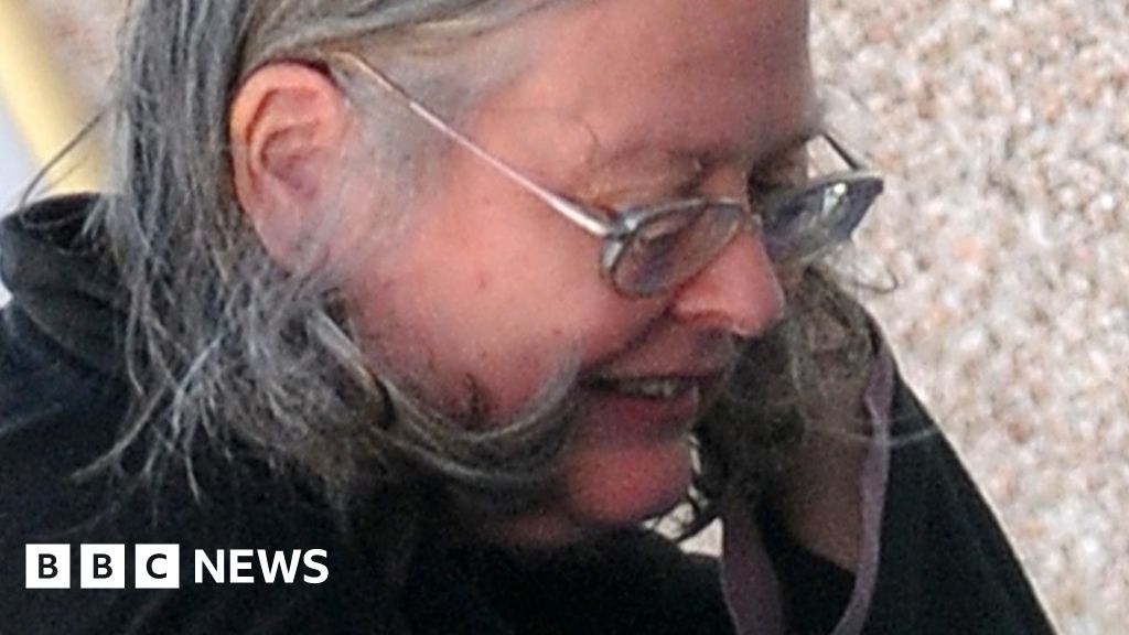 Merthyr Tydfil teacher who 'hit pupil with book' suspended - BBC News