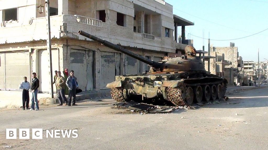 Syria war: Homs ceasefire deal announced