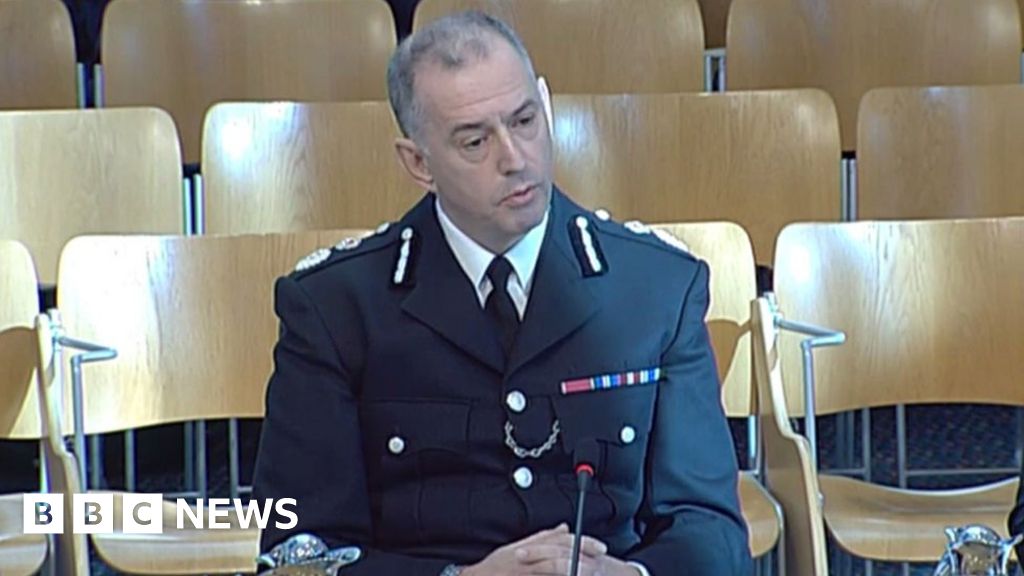 BTP chief warns of Police Scotland merger skills loss - BBC News