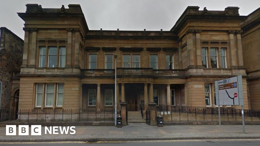 Paisley court custody cell toilets 'potential biohazard' - BBC News