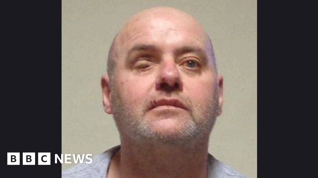 'Vampire skull' sword killer jailed for 18 years - BBC News