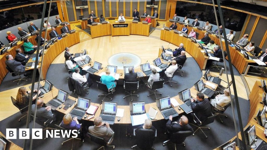 Devolve more benefits to Wales - Bevan Foundation - BBC News