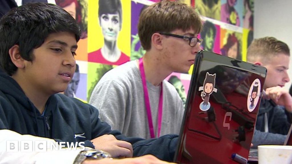 Festival of Code attracts young enthusiasts - BBC News