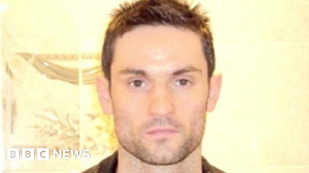 Dublin man guilty of hotel room murder - BBC News