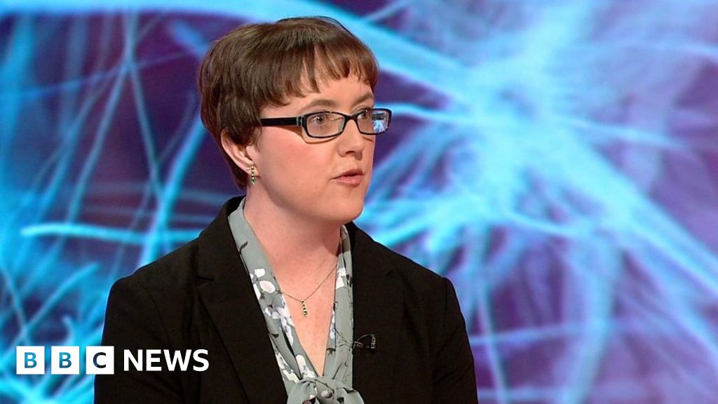 Nerve 'rewiring' surgery explained - BBC News