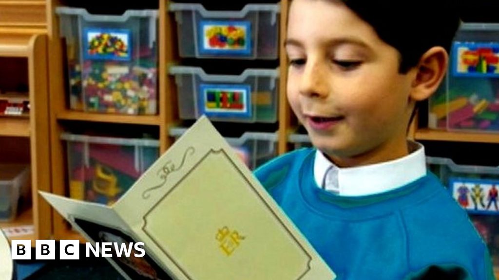 Queen Elizabeth II: Boy, 7, receives posthumous letter from monarch ...
