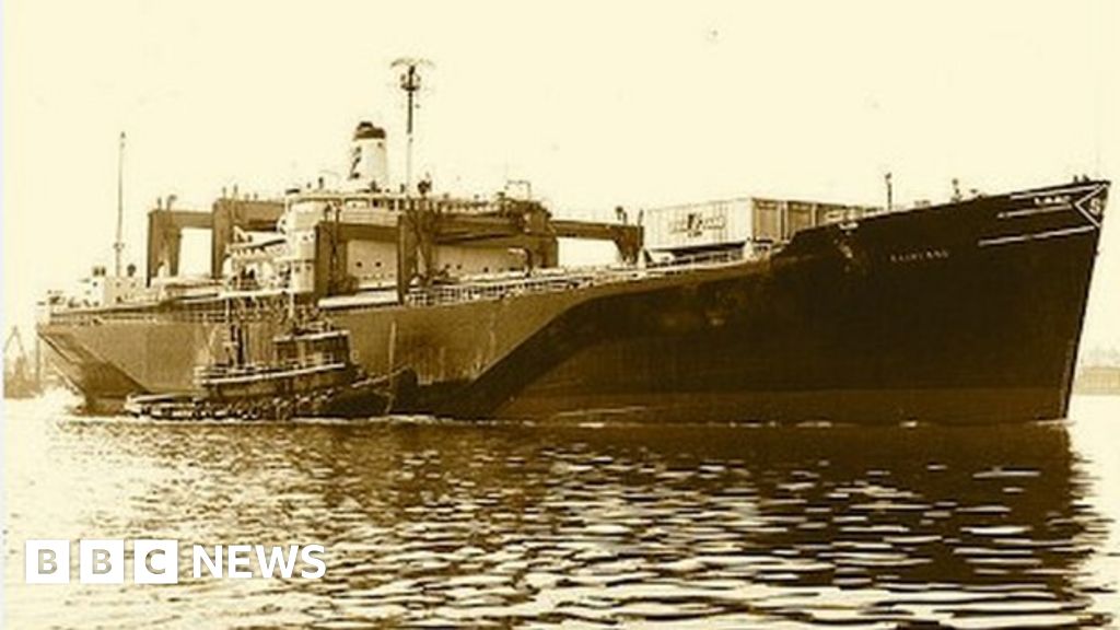 Port of Grangemouth celebrates golden anniversary - BBC News