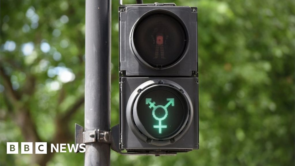 MPs begin debate on gender recognition laws