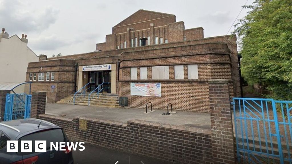 Bristol pool closure will hit 'heart of the community'