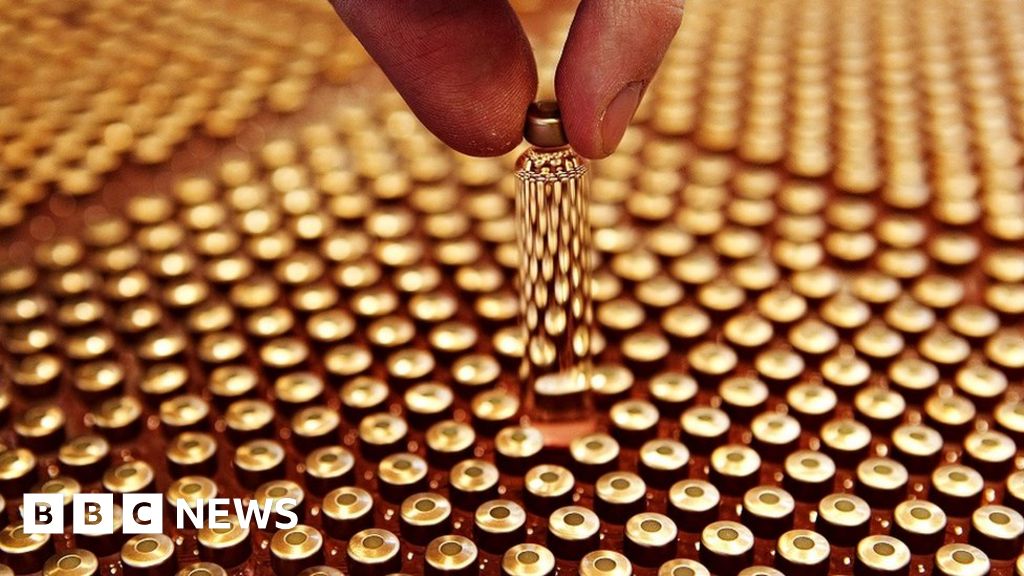 Danish drugs giant makes big UK investment - BBC News