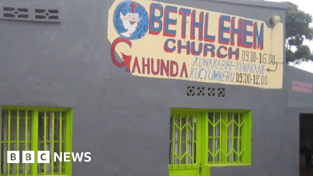 Rwanda closes '700 unsafe, noisy churches'