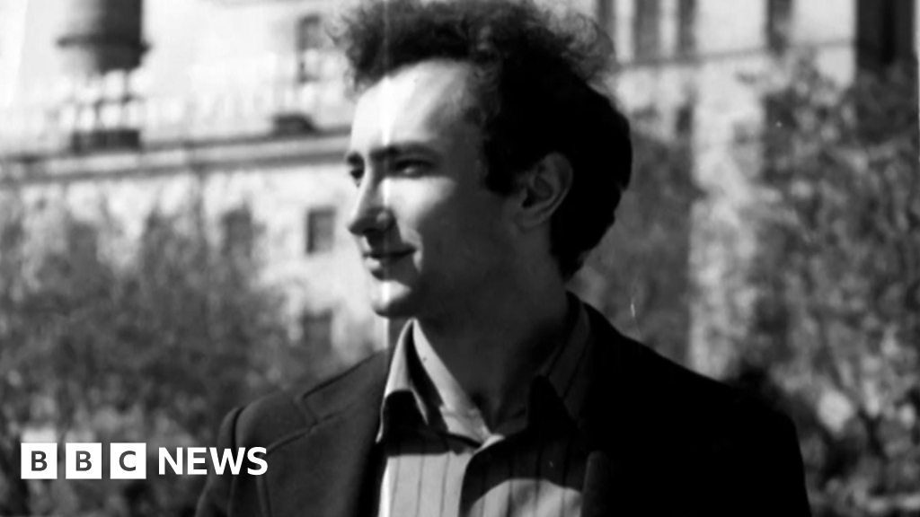 Chernobyl engineer recalls the hours after nuclear blast - BBC News