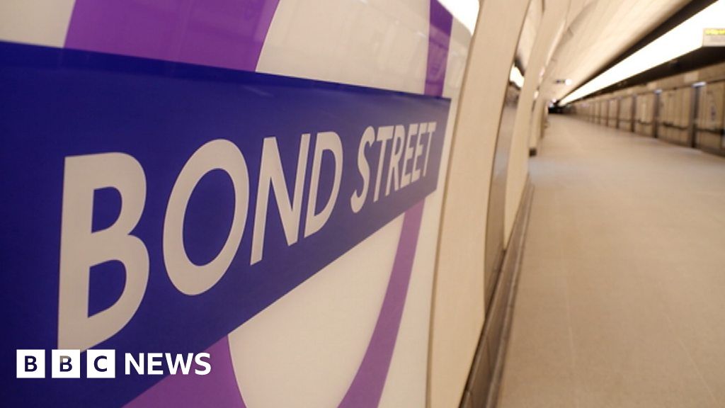 Bond Street: Look inside the newest Elizabeth line station - BBC News