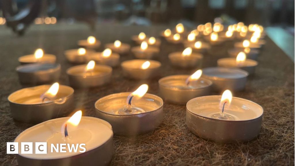 Services and prayers remember Nottingham attack victims - BBC News