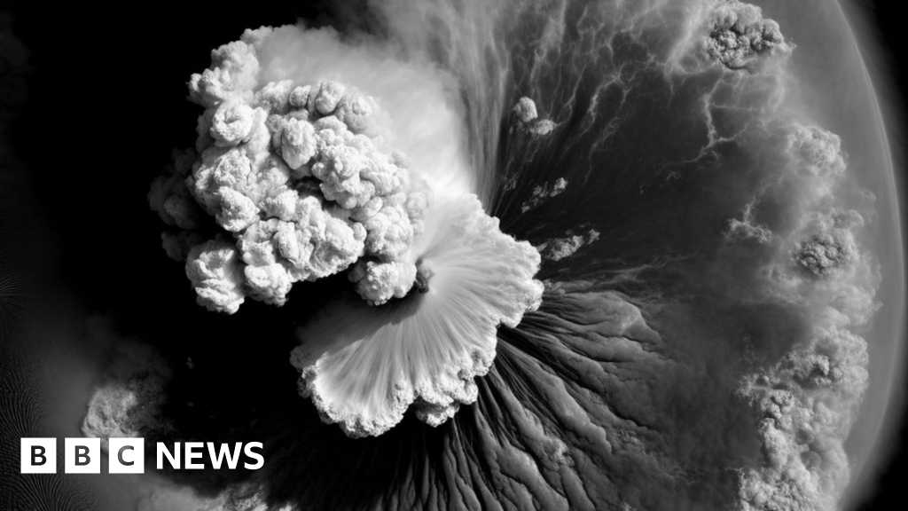 Tonga eruption: Atlantic seafloor felt Pacific volcano megablast - BBC News