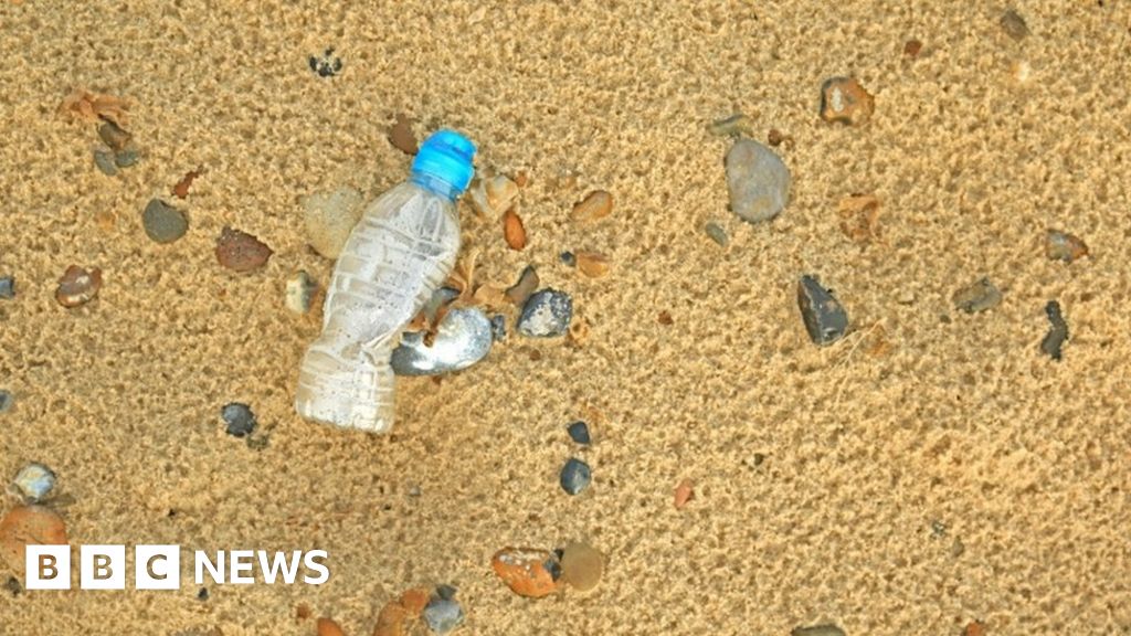 First summit held on tackling marine litter in Scotland - BBC News