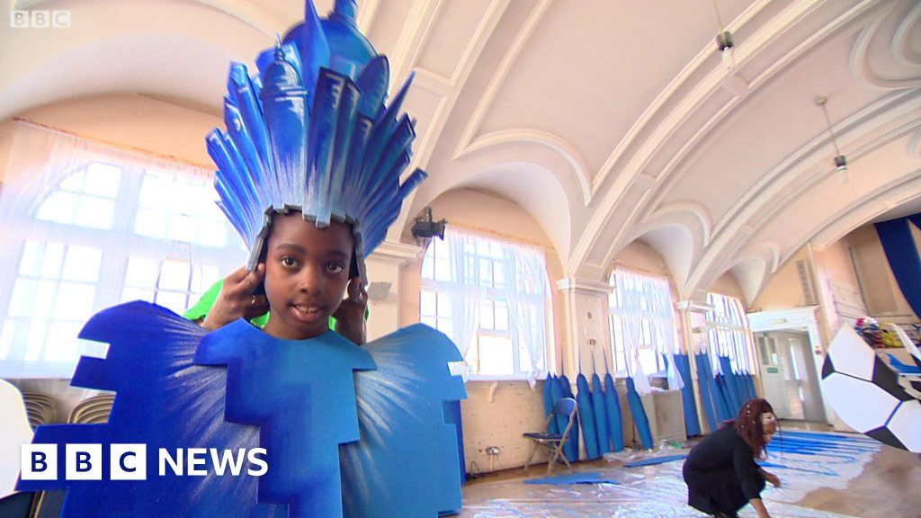 Notting Hill Carnival: Clary Salandy's guide to costume-making - BBC News