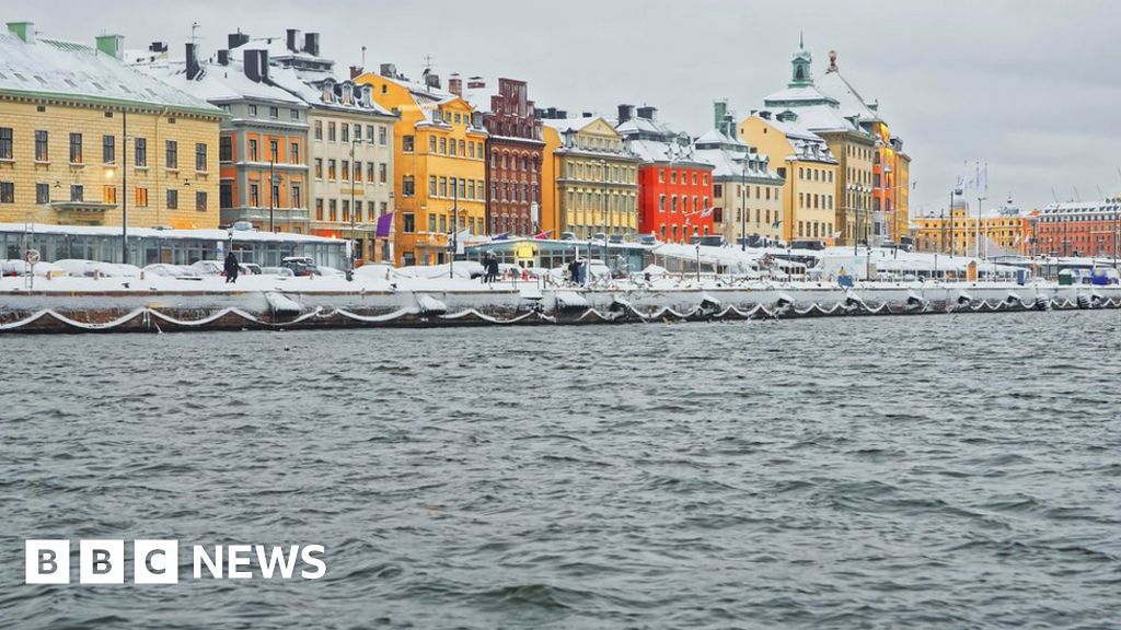 Tomorrow's cities: Stockholm turns green - BBC News