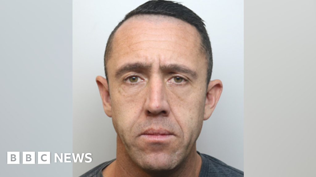 Serial stalker jailed for harassing two women in Warrington - BBC News