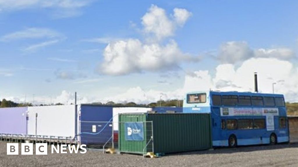 Homeless projects in Dorset get £1m government cash boost - BBC News