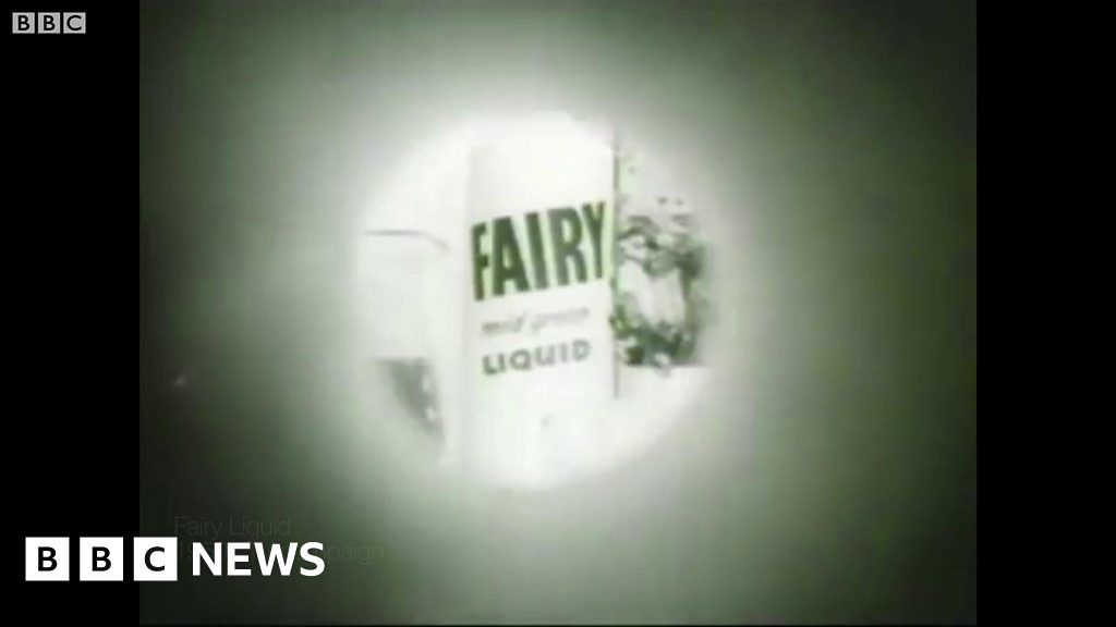 Museum examines the role of women in advertising - BBC News