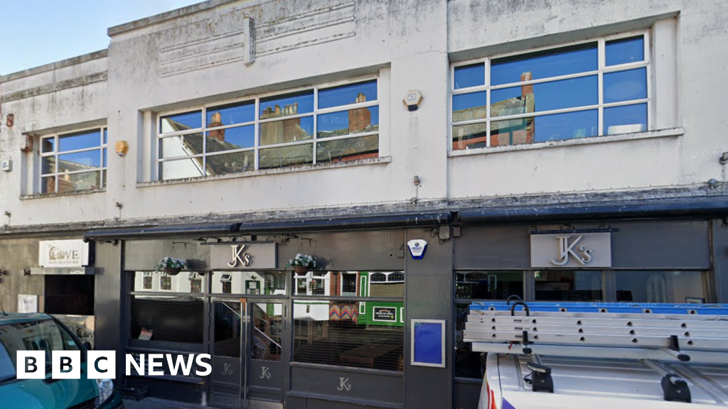 Whitby bar's licence decision delayed to allow sale - BBC News