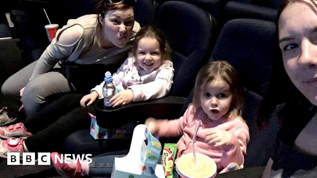 Cinema puts on private screening for girl with autism after mum mixes ...