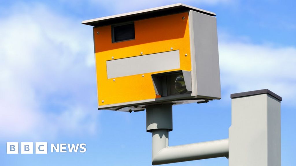 Cardiff: Calls for clearer signs after speed camera goes live - BBC News