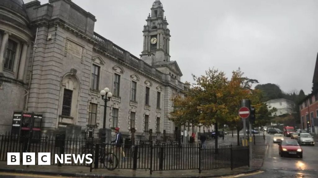 Torbay Council awarded £250k for heritage projects - BBC News