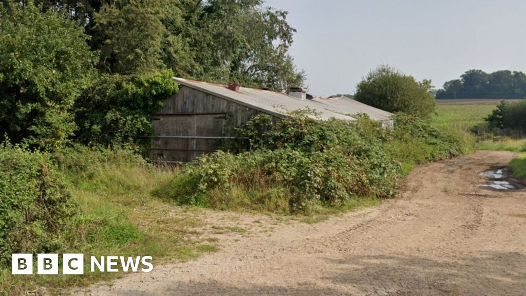 Holwell: Farm brewery approved despite smell and noise concerns