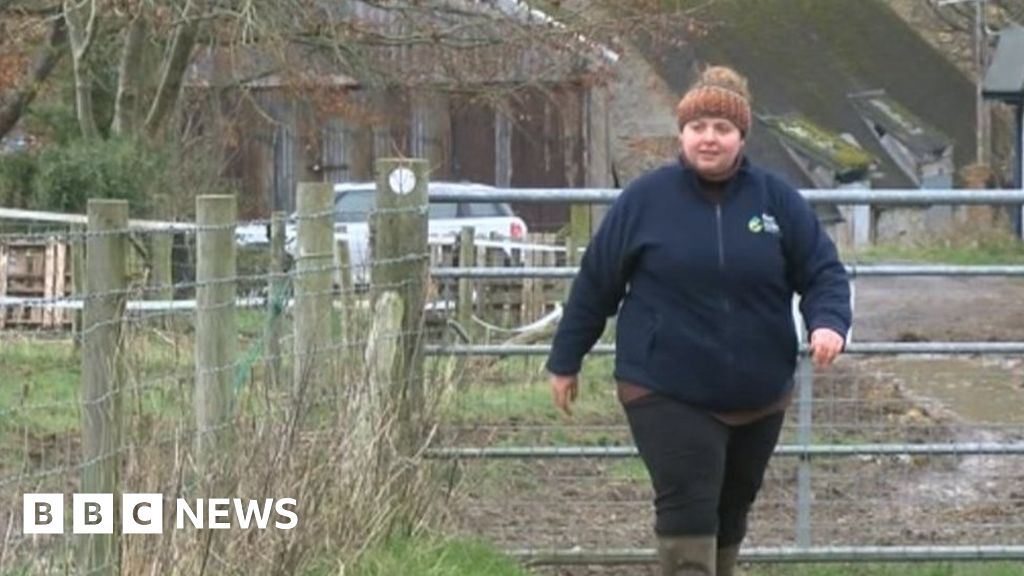 Kent farmer and midwife urges more women to go into agriculture - BBC News