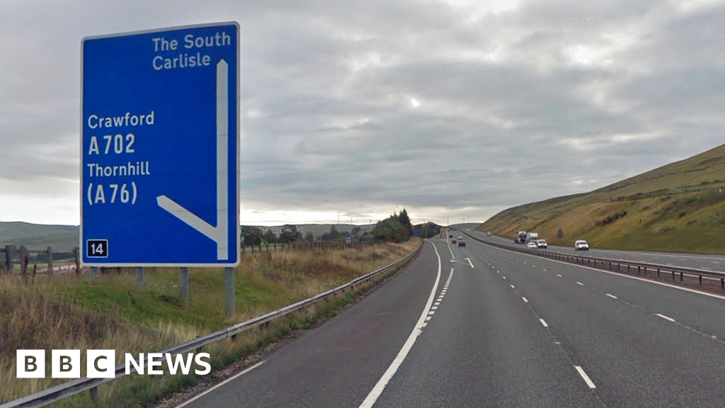 Man dies and three injured in A74(M) crash - BBC News