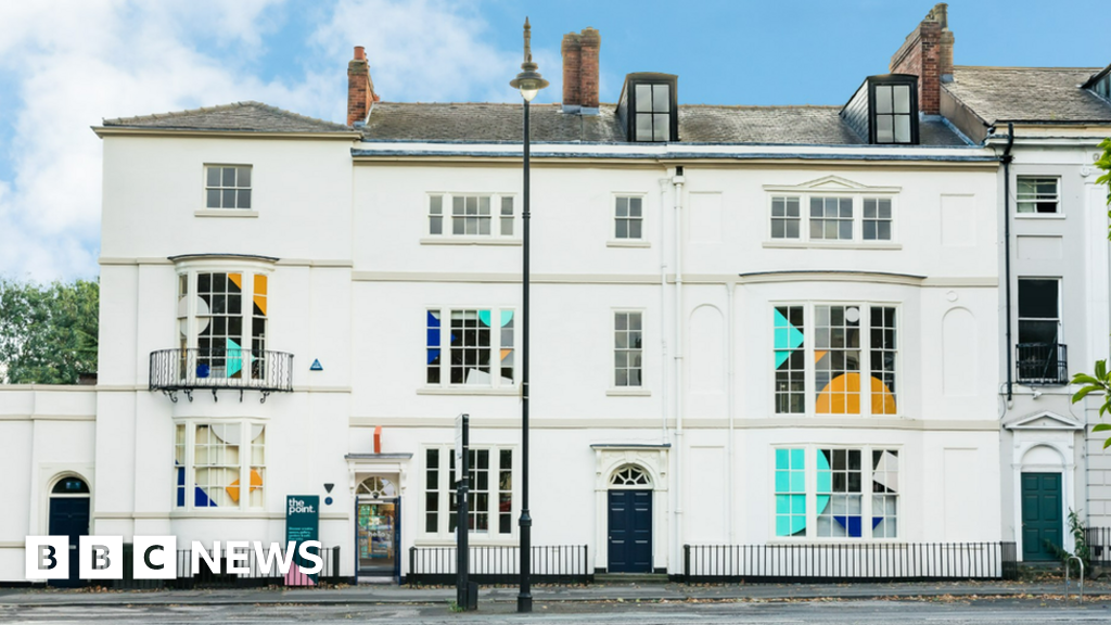 Doncaster arts charity gets £400k funding - BBC News