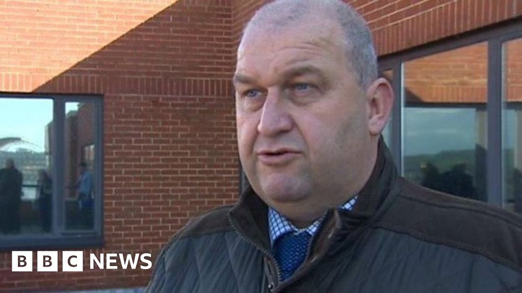 Funding of £2.9m announced for Barry flood protection - BBC News